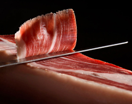 SLICING JAMÓN | Embassy Moto Tours